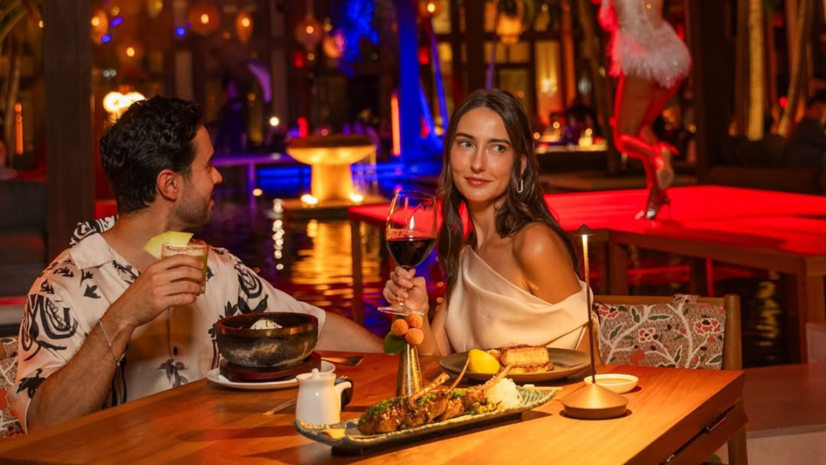 10 Florida Restaurants Where Dinner Turns Into a Full-Blown Night Out
