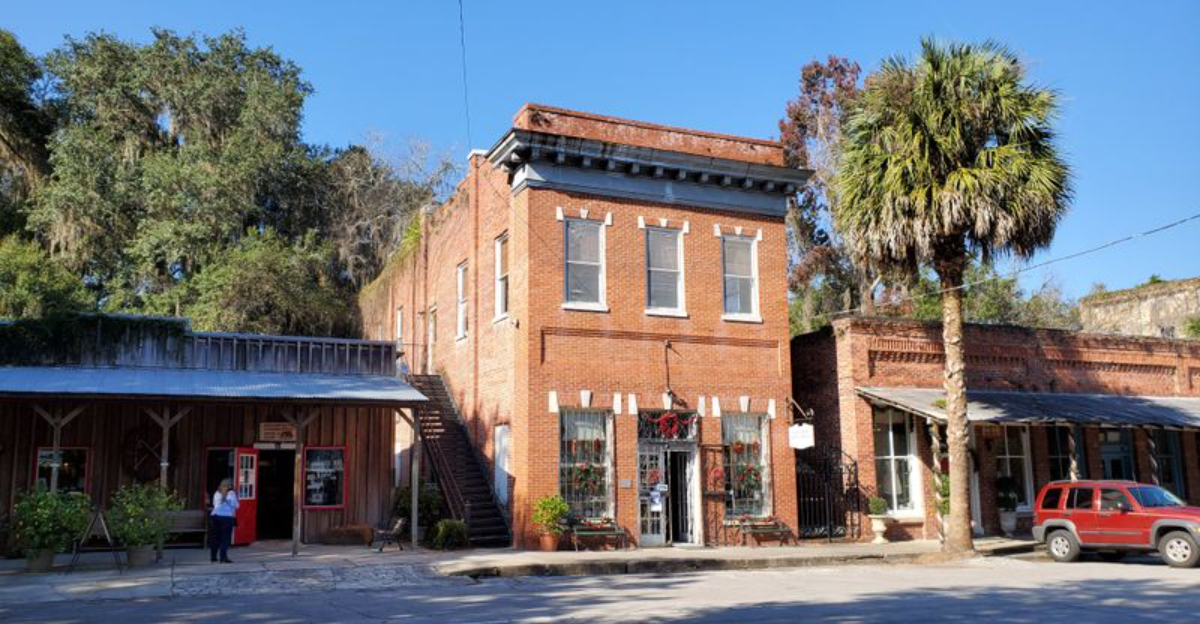 12 Must-See Spots in Micanopy, Florida