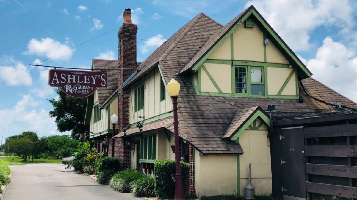 Florida’s Haunted Restaurants & Bars With Ghost Stories You’ll Love ...