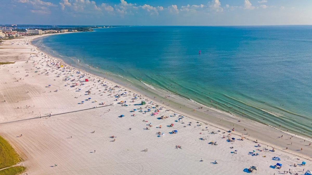 9 Florida Beaches With Sand So White It Looks Photoshopped