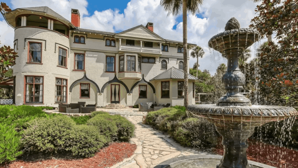 8 Victorian Buildings That Add Old-World Charm to Florida Cities