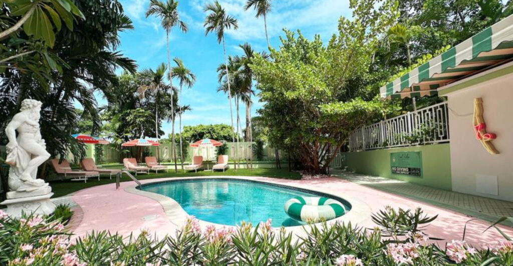 The 8 Best Airbnbs in Miami for a Bachelorette Trip, No Matter Your Style